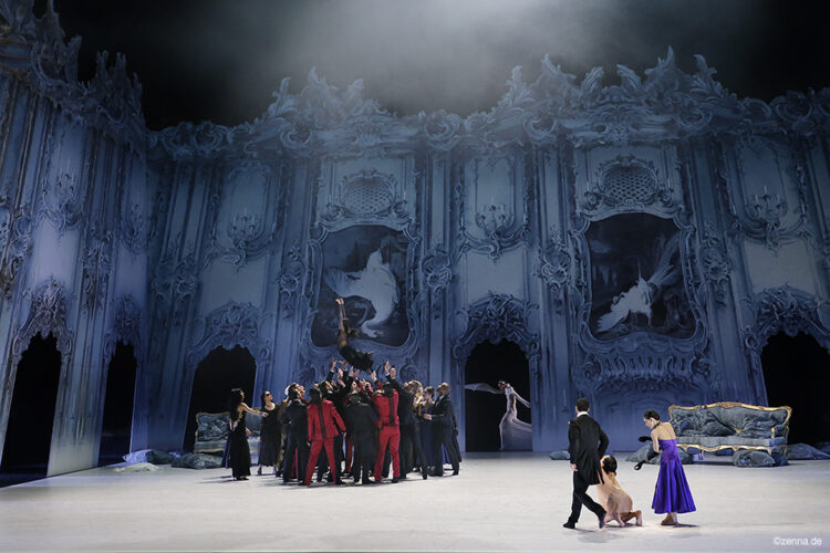 Schwanensee | Prickelndes Ballett in der Oper Leipzig